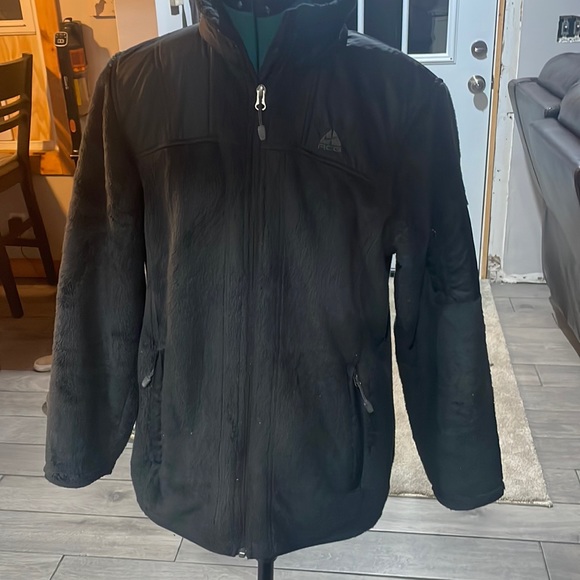 Nike ACG | Jackets & Coats | Mens Medium Nike Acg Fuzzy Zip Up Coat ...